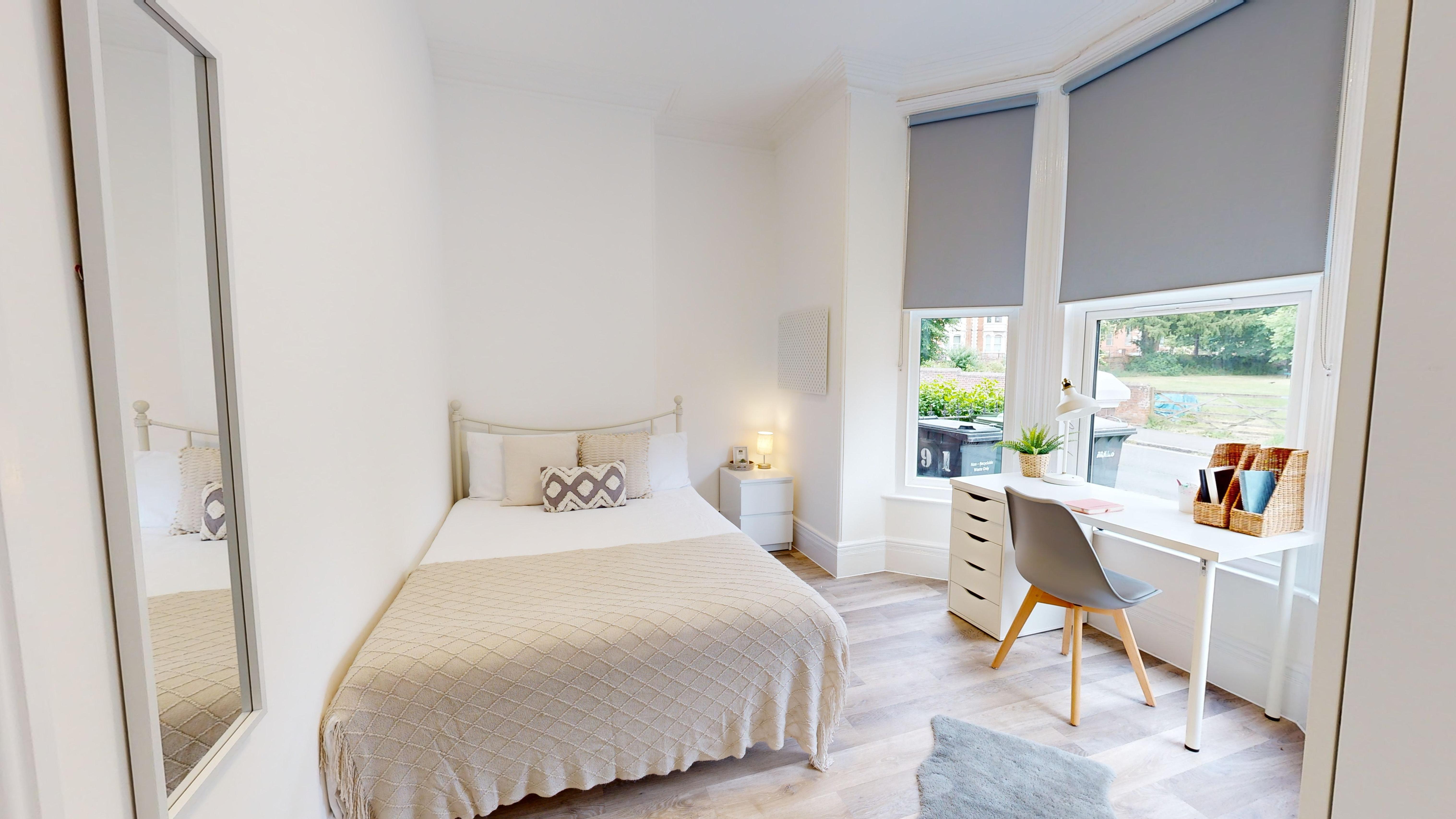 Campbell Property :: 91 Longbrook Street, St James, Exeter